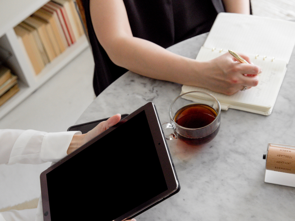 Building A Financial Dream Team: Accountants, Advisors, and More ...